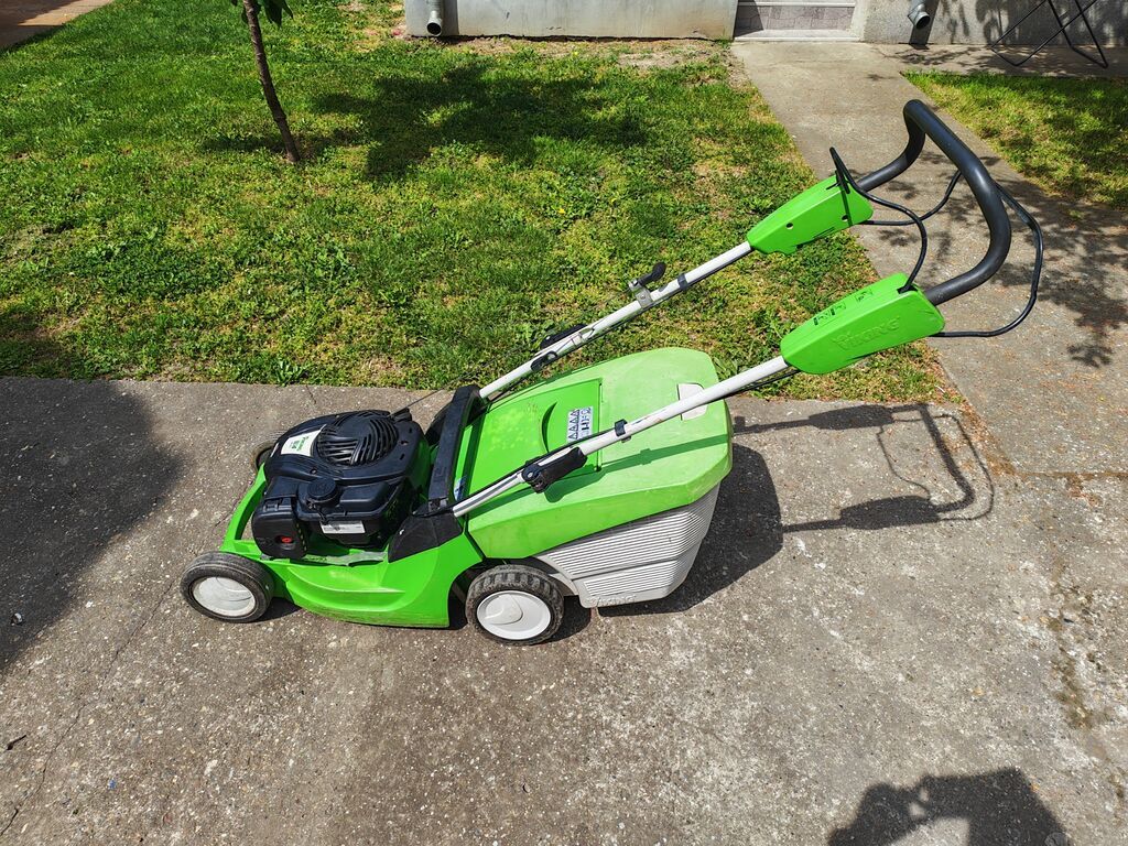 VIKING MB 443 T – benzinska kosačica sa pogonom - Motor: Briggs &