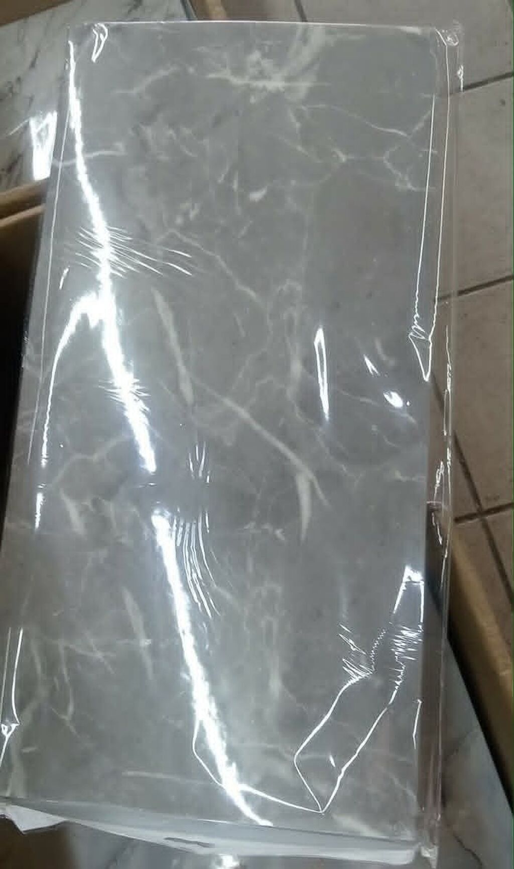 Samolepljive vodootporne obloge dimenzije 60x30 Cena paketa od 10