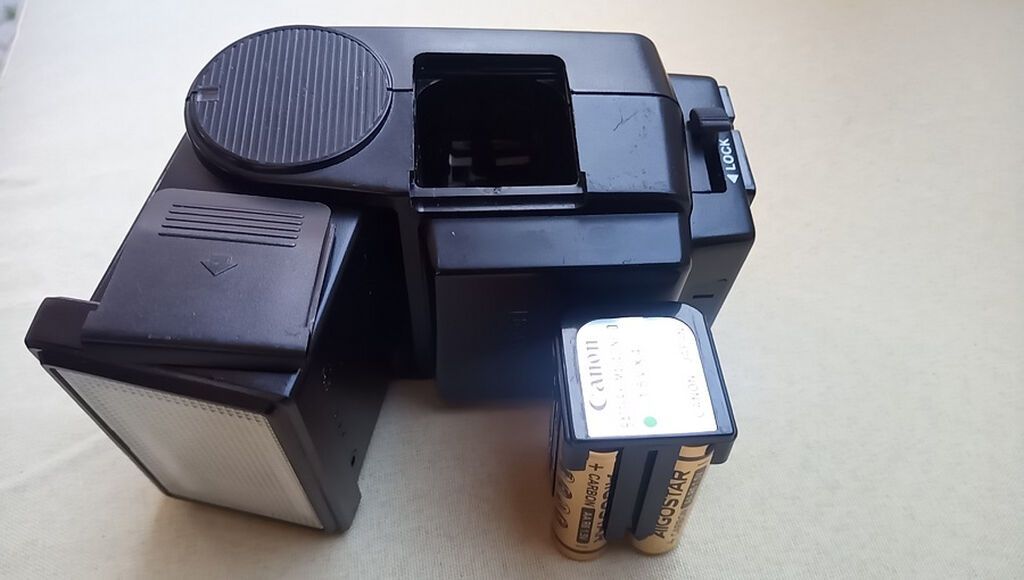 Canon Speedlite 199A blic - Potpuno funkcionalan, korišćen i