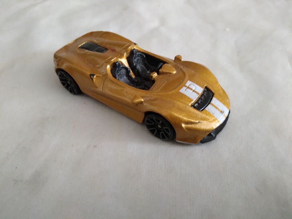Hot Wheels McLaren Elva 2021,oko 1:64 Malaysia,ocuvan