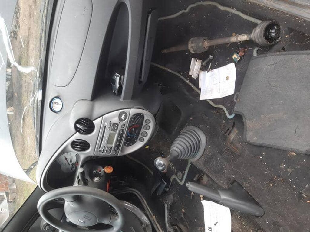 PLASTIKE BRISACA ZA FORD KA OD 1998. DO 2006. GOD. | FORD velika