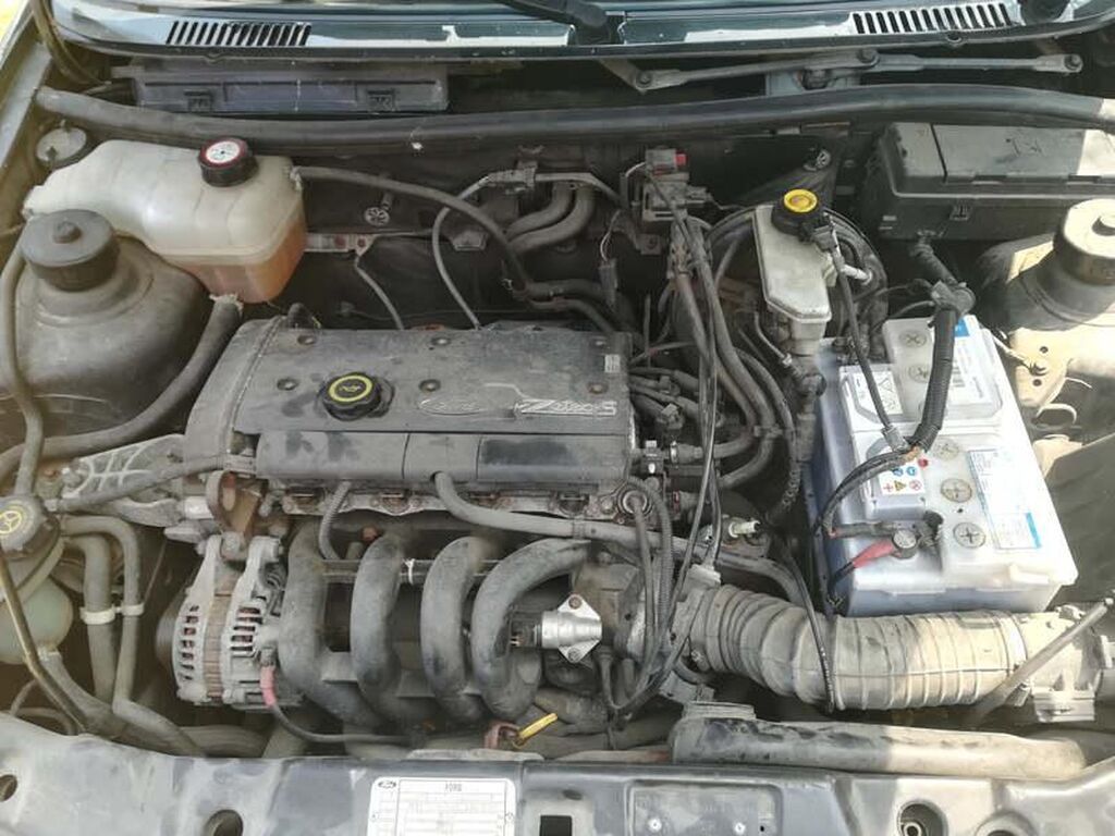 FORD FIESTA 1999. GOD. - KOMPLETAN AUTO U DELOVIMA | FORD velika