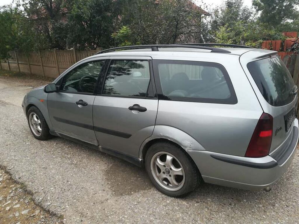 FORD FOCUS 2003. GOD. - KOMPLETAN AUTO U DELOVIMA | FORD velika