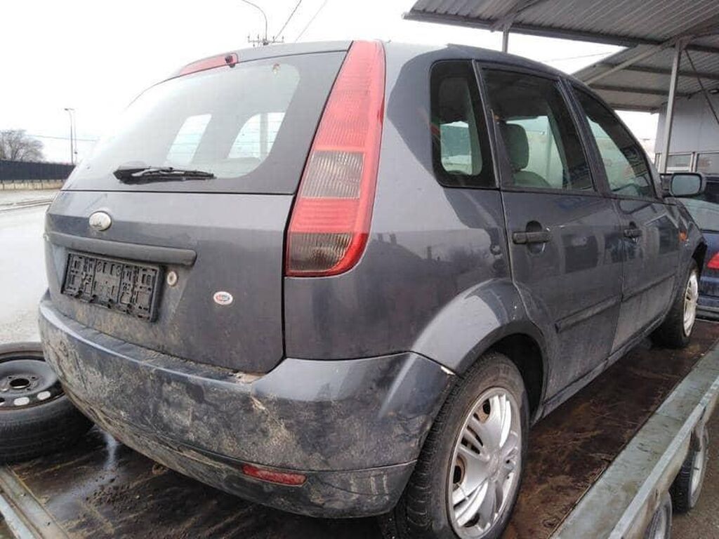 ENTERIJER 5 VRATA ZA FORD FIESTA OD 2002. DO 2005. GOD. | Polovni
