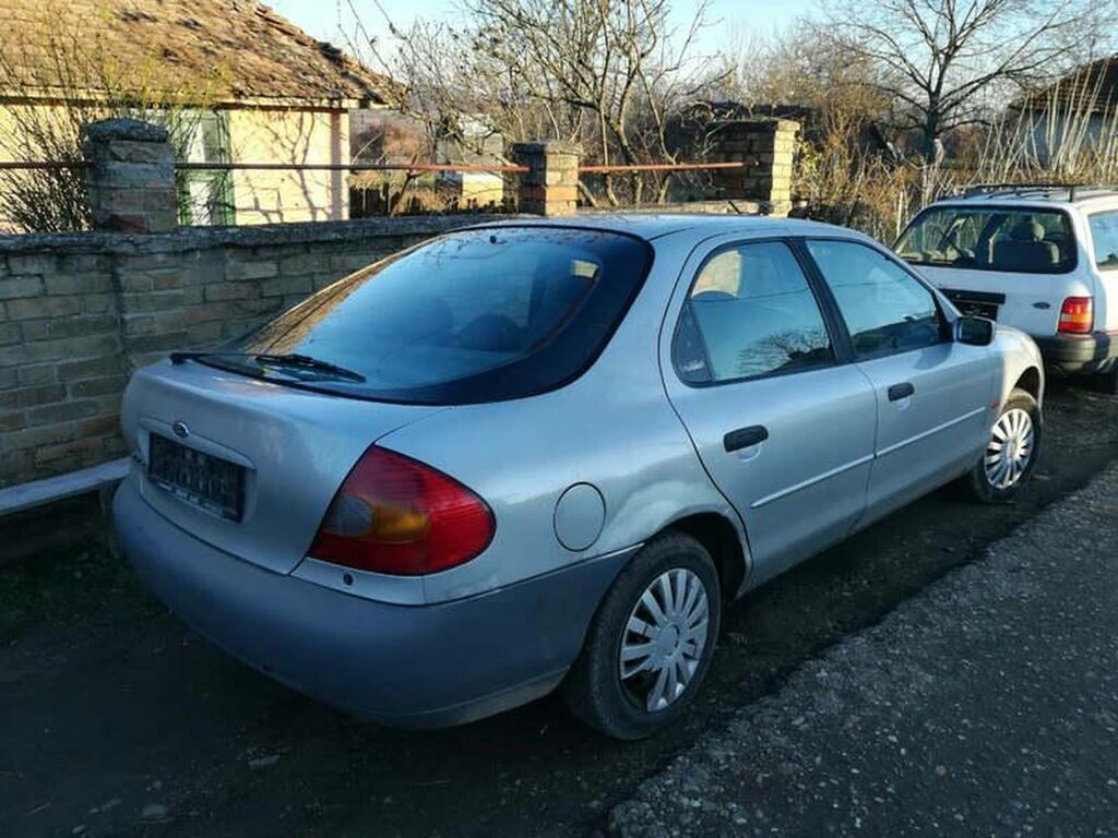 FORD MONDEO 2000. GOD. - KOMPLETAN AUTO U DELOVIMA | FORD velika