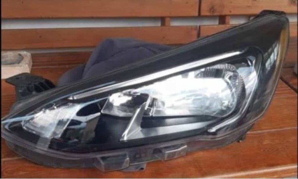 FAROVI ZA FORD FOCUS OD 2005. DO 2009. GOD. | FORD velika ponuda