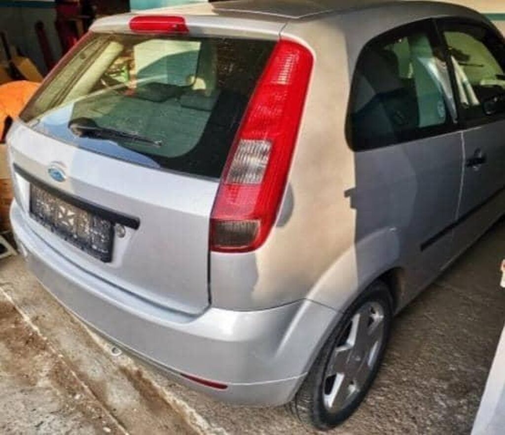 1.25 CD RADIO ZA FORD FIESTA OD 2002. DO 2005. GOD. | FORD velika