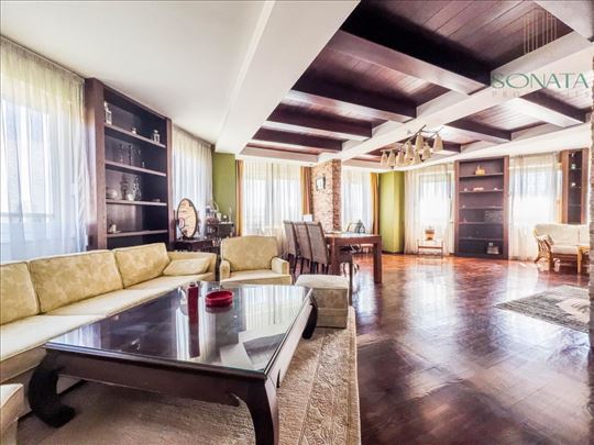 Luksuzan stan 120m² kod Central Gardena