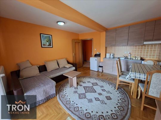 Ekskluzivna ponuda - stan na kružnom toku 44m2