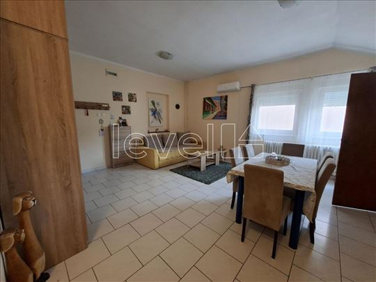 Stan,Novi Sad,Centar,kv: 50.00