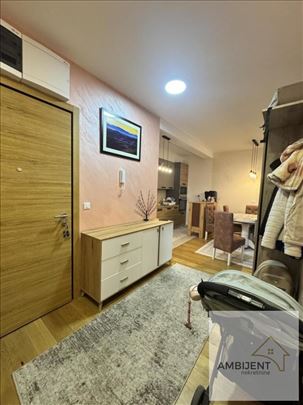 Trosoban stan u Novim Banovcima , 70m2