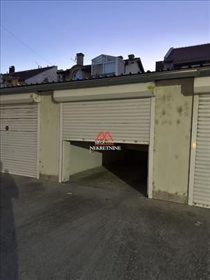 Garaža - 20m2 - Grbavica