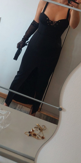 DIZAJNERSKA MATURSKA HALJINA