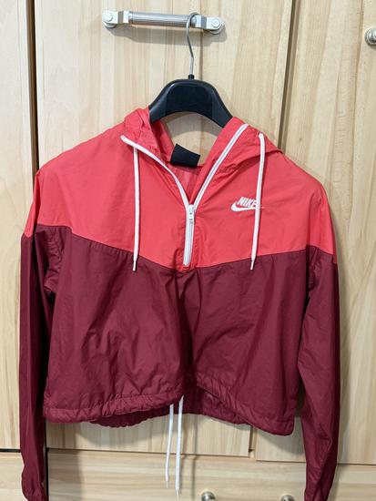 Nike zenski suskavac/ duks