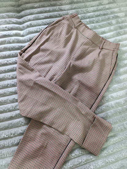 Pantalone poslovne/elegantne XS,S ⚡