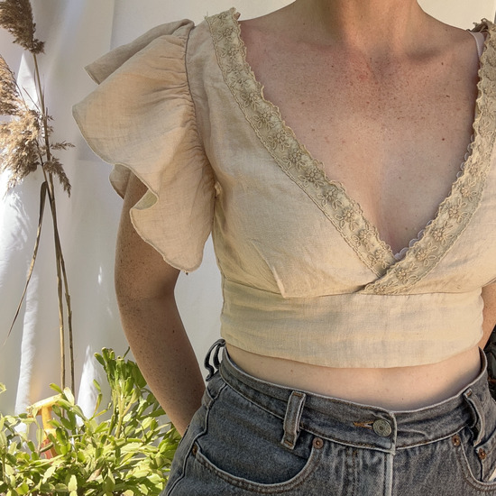 Nov Zara Laneni top