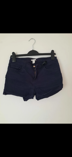 H&M sorts