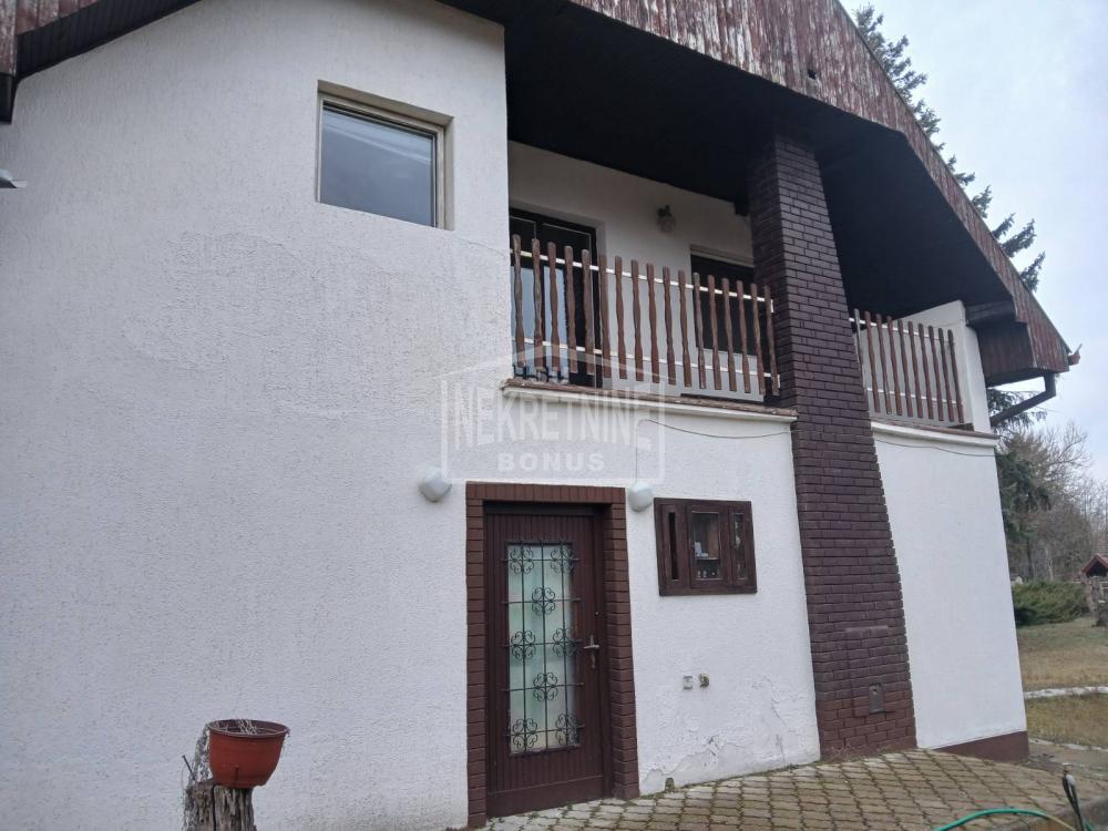 Subotica-Kelebija-velika spratna kuća-HITNO ID#1807
80.000 €