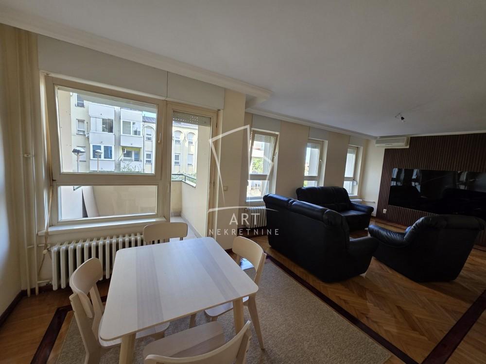 Banovo brdo, komforan porodični stan ID#14989
900 €