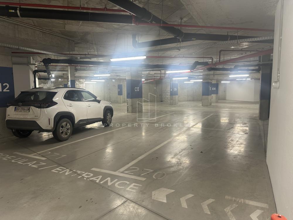 Beograd na vodi, Verde/Aqua, garažno mesto, sa uračunatim troškovima ID#3661
130 €