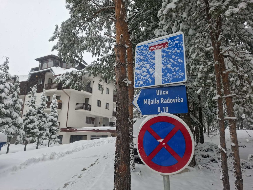 Prodajem stan na Zlatiboru 34m2
58.000 €