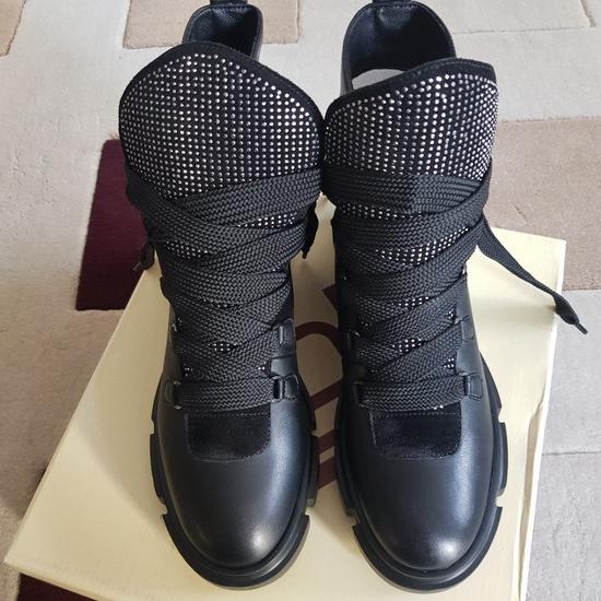 SNIŽENOOOO...Shoestar kožne čizme-novo br.39