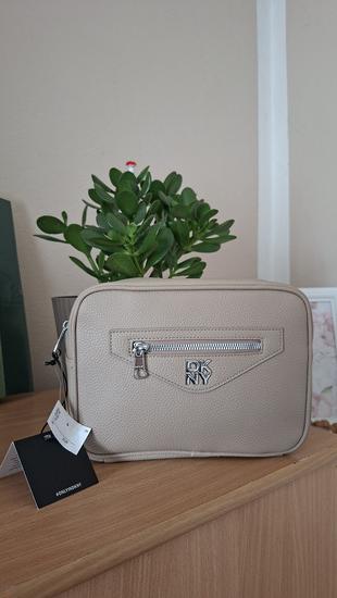 DKNY torba NOVA sa etiketom