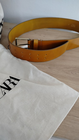 Zara kozni kais sa etiketom %%%%