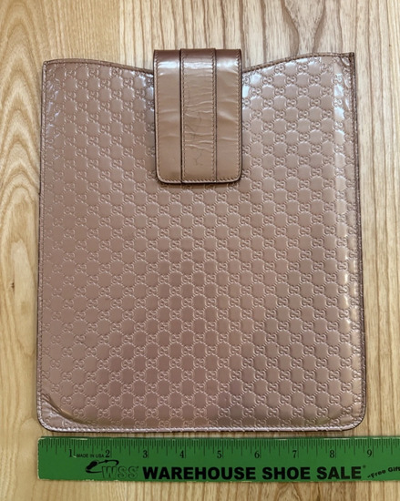 ✨Gucci ✨GG Monogram Blush Pink Leather iPad Case