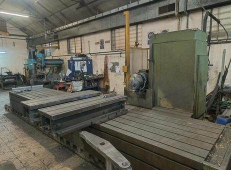 ФРЕЗА МЕЦОФ CS 10 С ФИКСИРАНИМ СТОЛОМ
