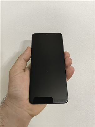 Samsung A12 64gb crni