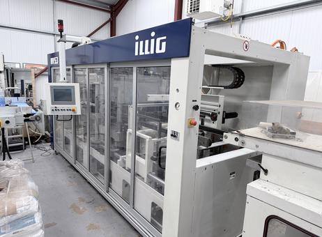 Automatski termoformer sa dovodom iz role Illig RV 53c
