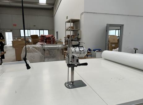 linea pro Kompletna linija za sečenje i razlaganje tekstila Autex Línea Pro na prodaju sa 2 stola od 15 m i 2 ručne sekače