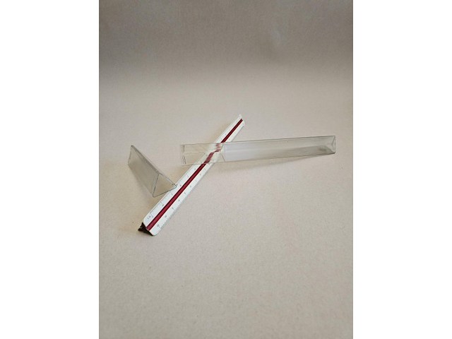 Faber Castell trouglasti lenjir
