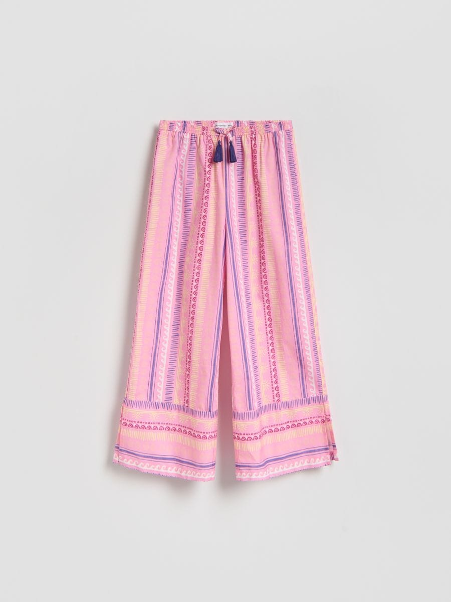 Pantalone sa uzorkom