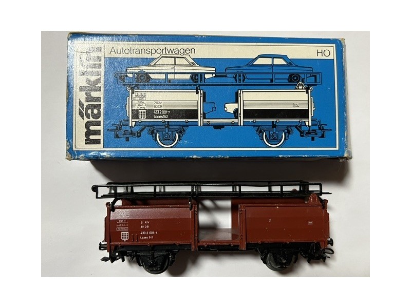 MÄRKLIN 4613 Vagon za transport automobila – KAO NOV