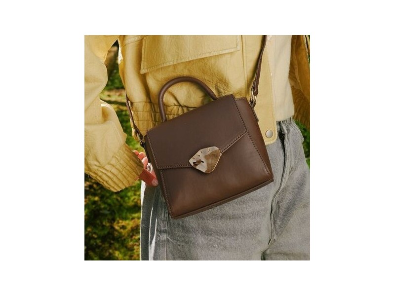 Nisha Structured torba by Avon