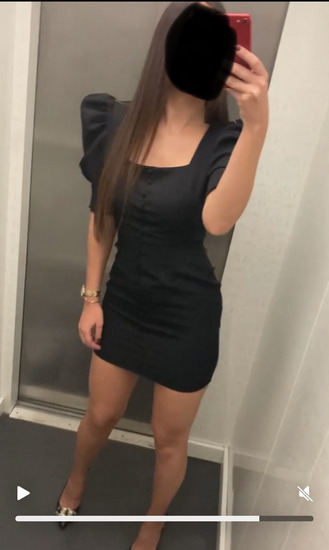 Crna mini haljina
