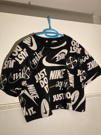 NIKE majica