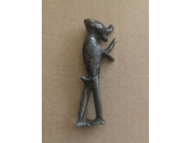Stara figura amulet