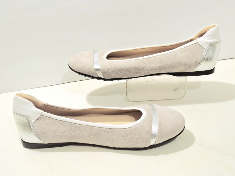 NOVE ,,SALAMANDER,, KOZNE prelepe baletanke br.39
