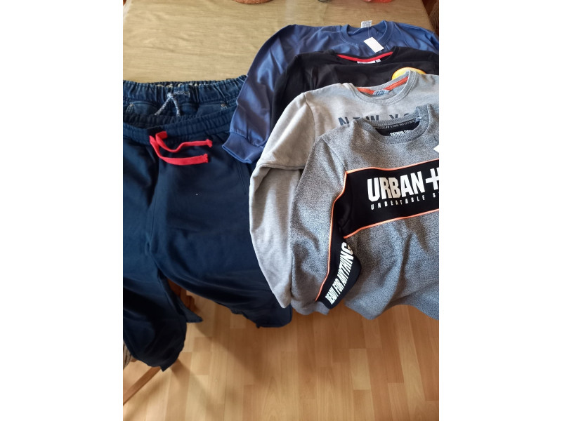 Komplet zimske garderobe za decaka 11 g