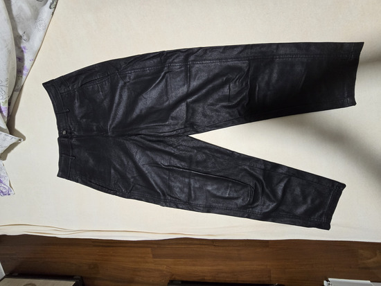 Zara kozne pantalone M