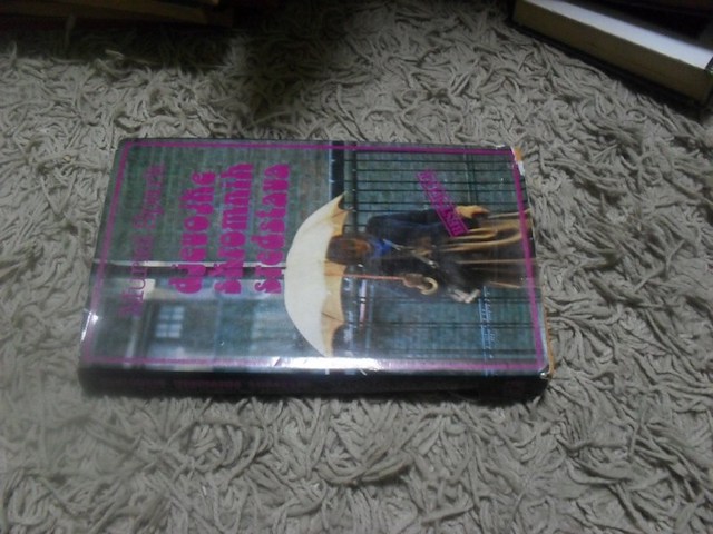 MURIEL SPARK - DJEVOJKE SKROMNIH SREDSTAVA