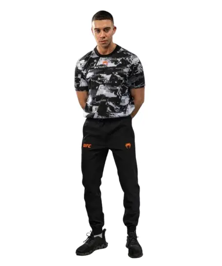 Venum Muški donji deo trenerke UFC Zenith Authentic Fight Week, Crni