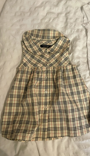 Burberry nova haljinica za devojcice