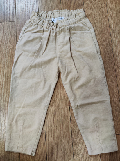 Zara pantalone