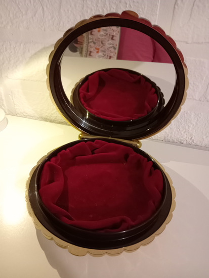 Vintage kutija za nakit