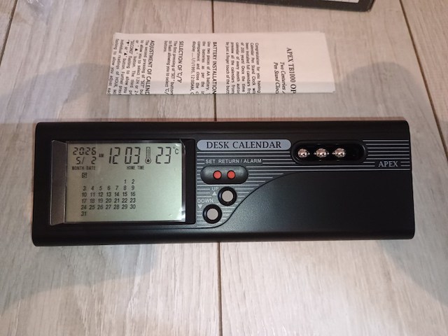 Stoni Digitalni Kalendar-Temperatura-Alarm