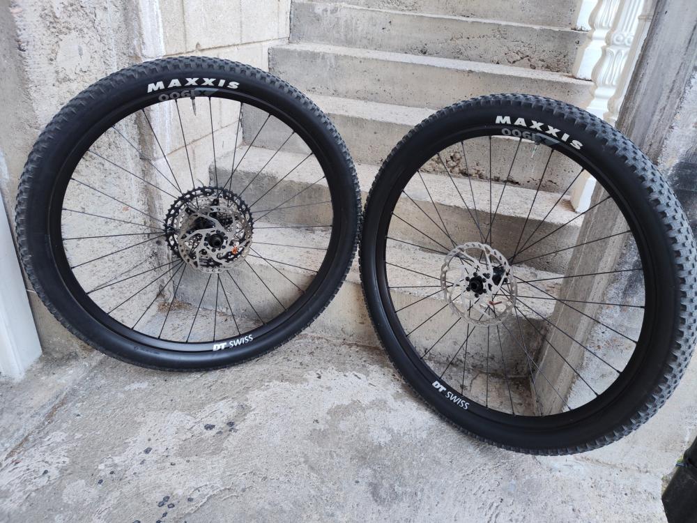 DT Swiss X1900 tockovi sa 370 nablama boost